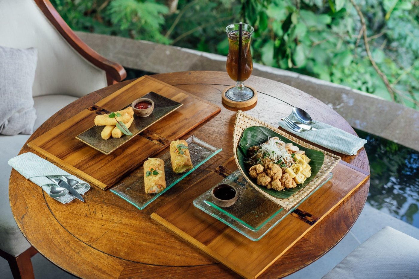 All day Dining Restaurant, Discovery an amazing dining experience with forest view at Ankhusa ...